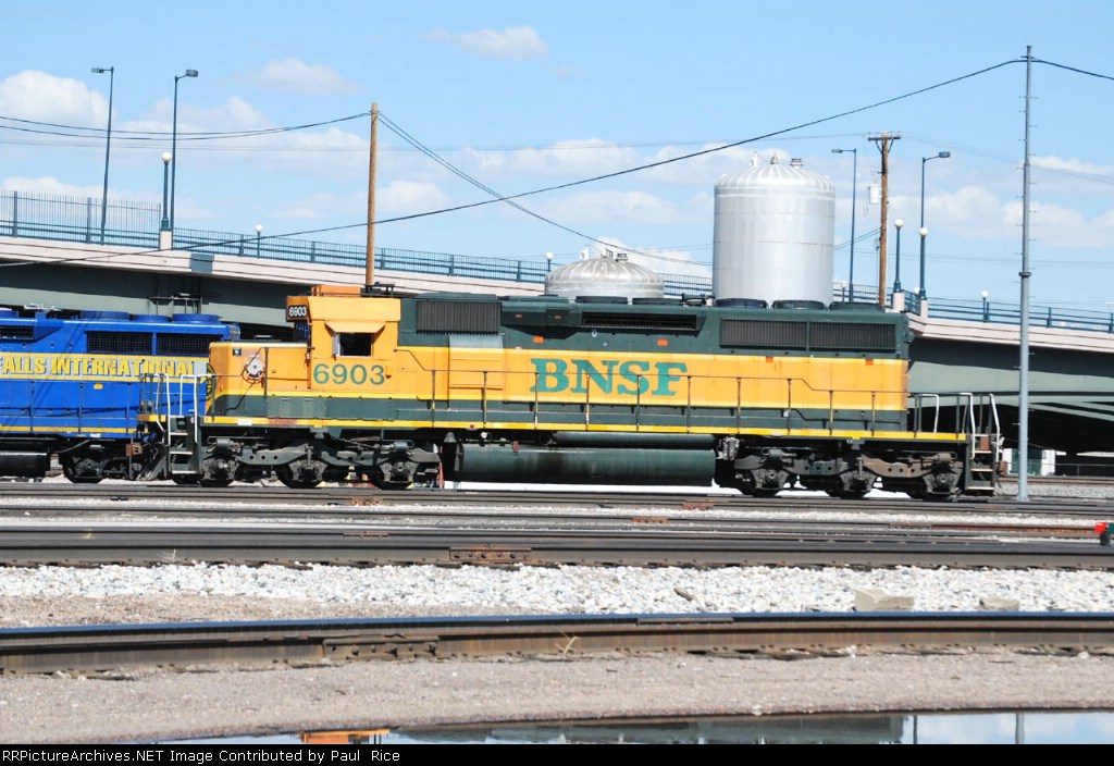 BNSF 6903